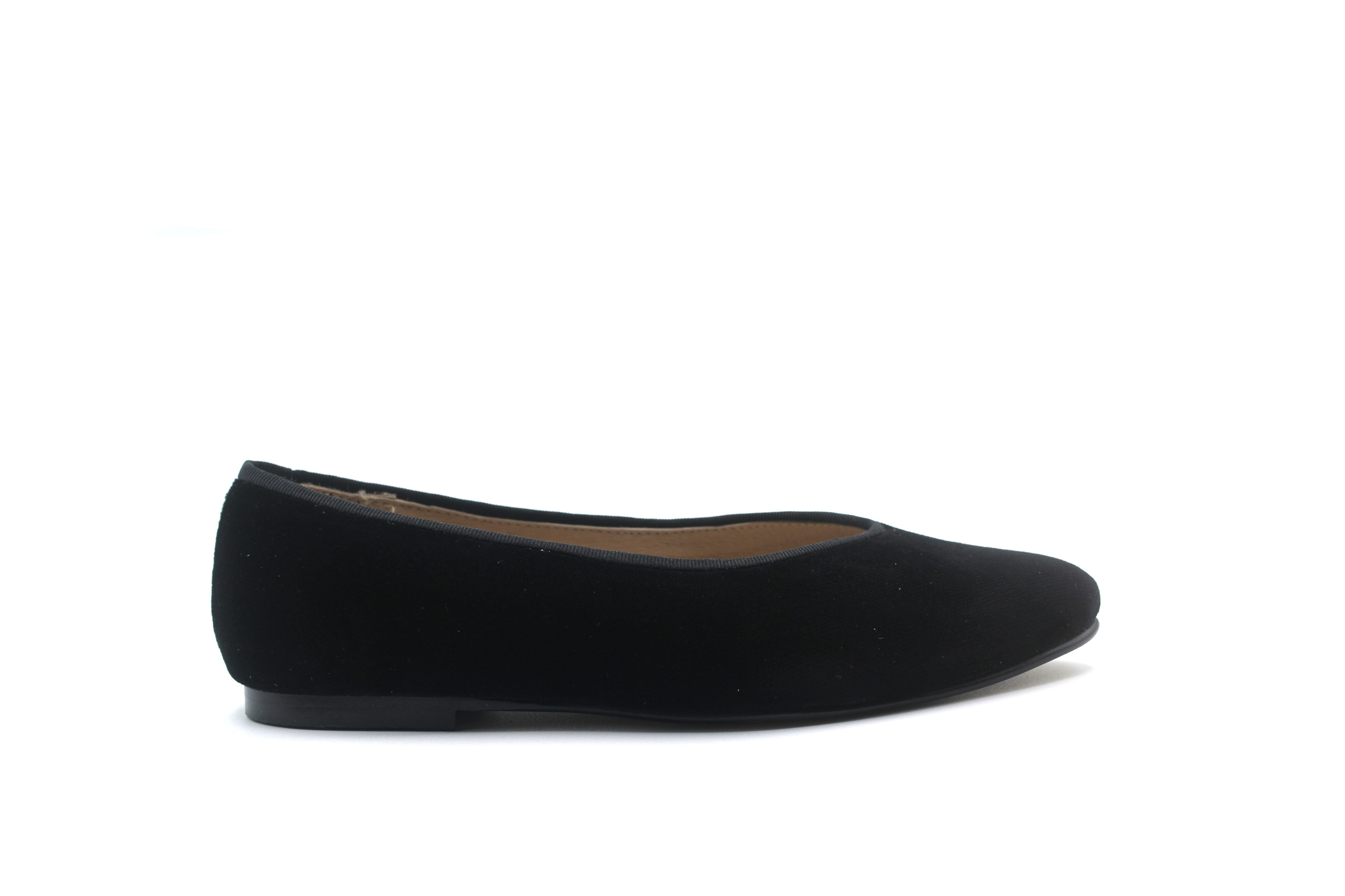Valencia Black Velvet Pointed Flat – Hal Outlet